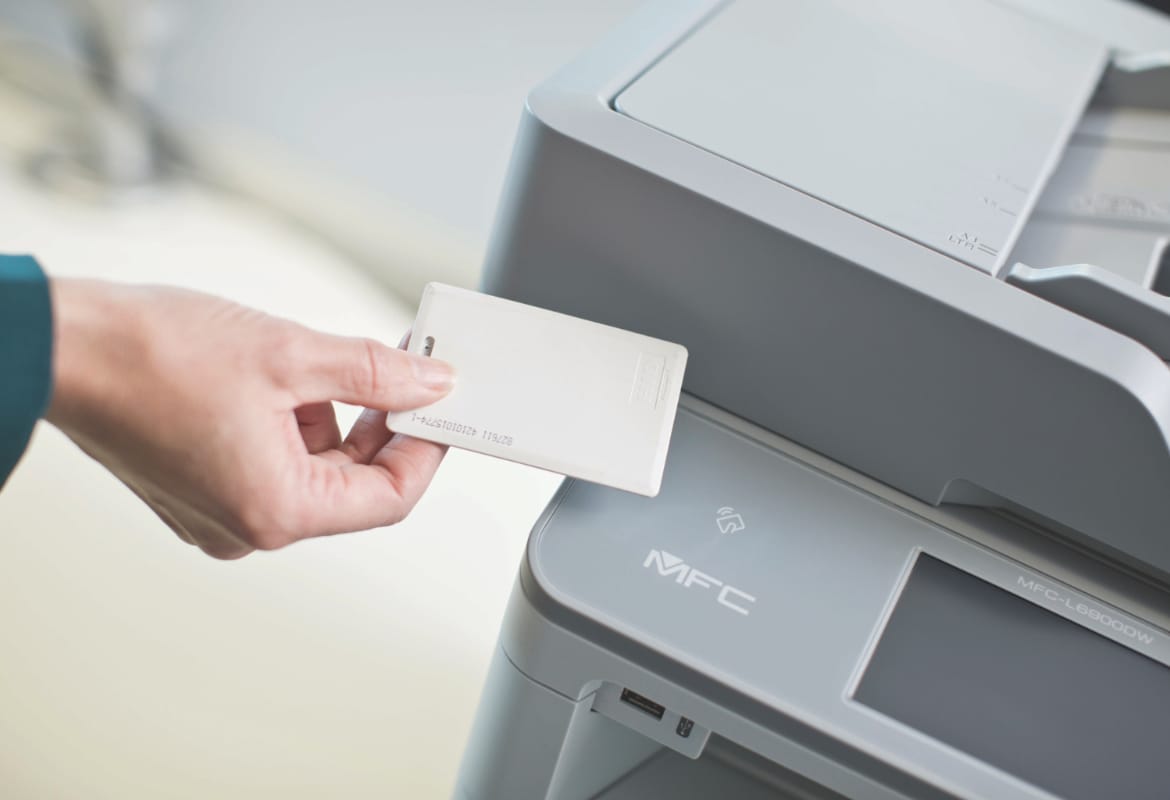 Hospital Ward Printing Solutions | Print Asset Tags | Brother UK