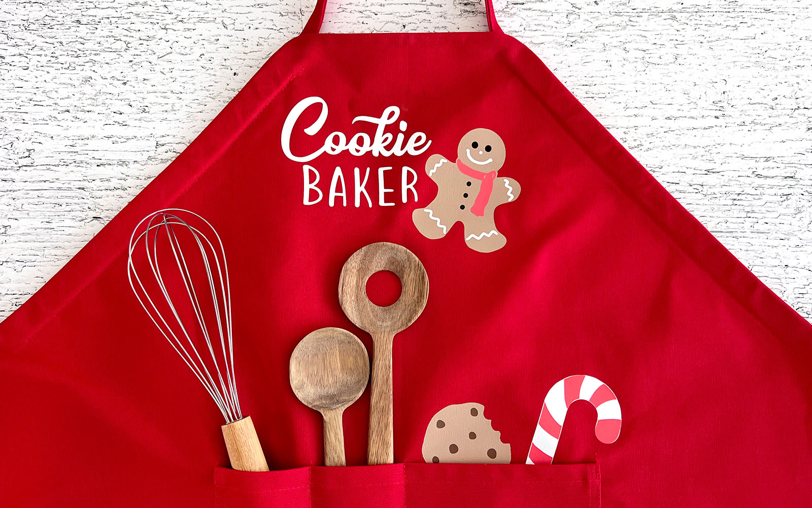 Festive aprons | Brother | Blog