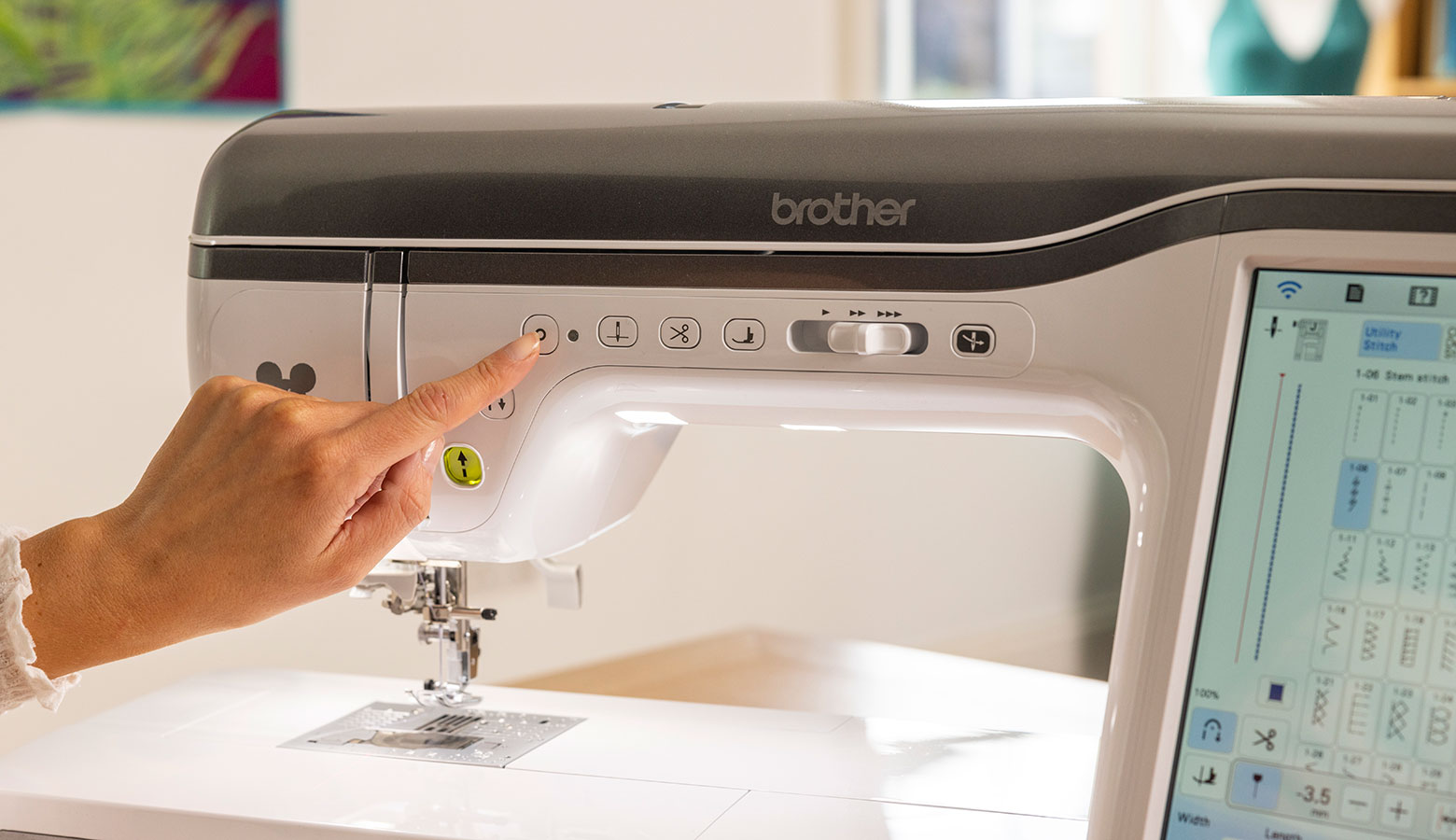 Stellaire Innov-is XJ2 et XE2 | Brother