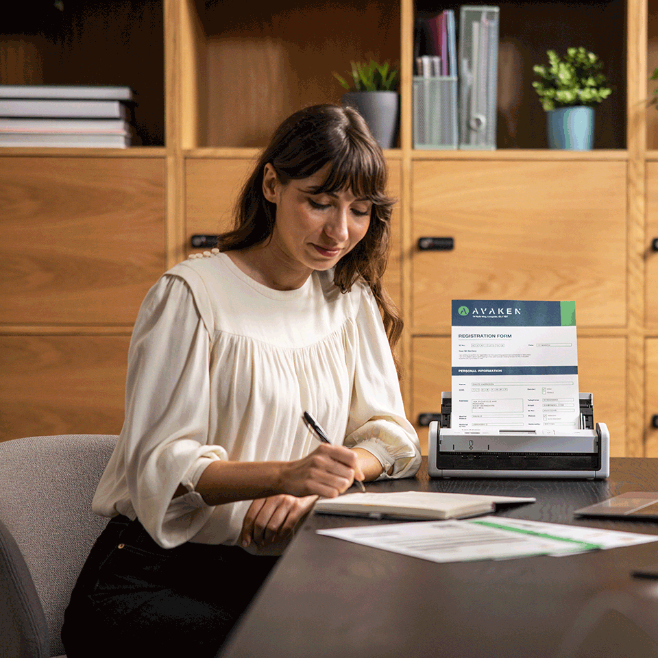 ADS-1800W | Compact Document Scanner | Brother UK