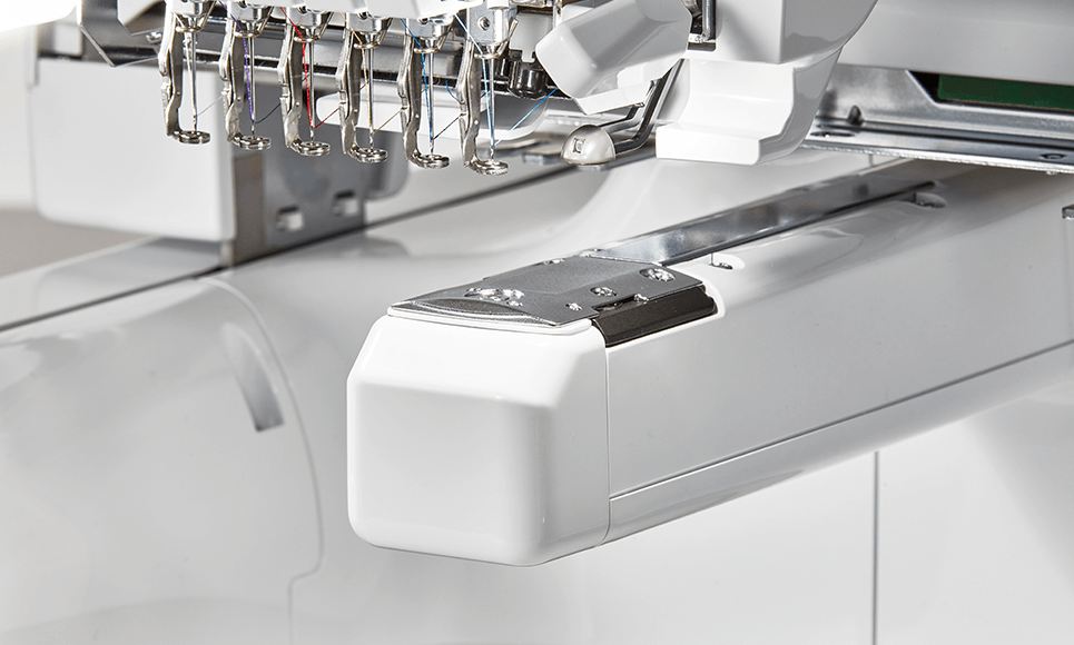 PR670E | Профессиональная вышивальная машина | Brother