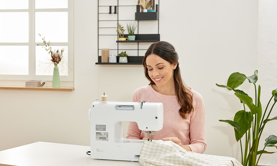 SH40 | Electronic sewing machine | Brother